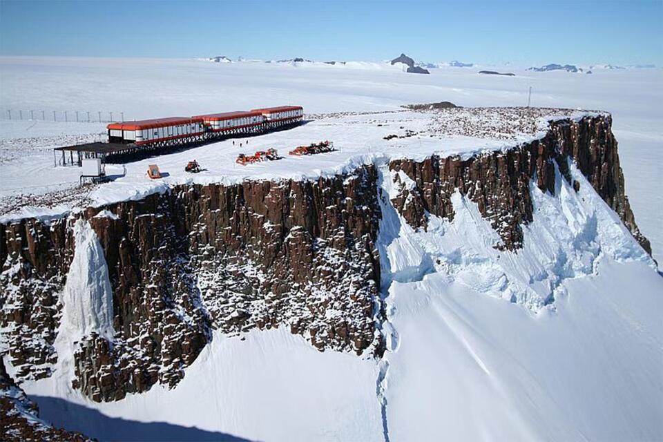 Thousands of miles from home and -75C cold: Life is tough in Antarctica ...