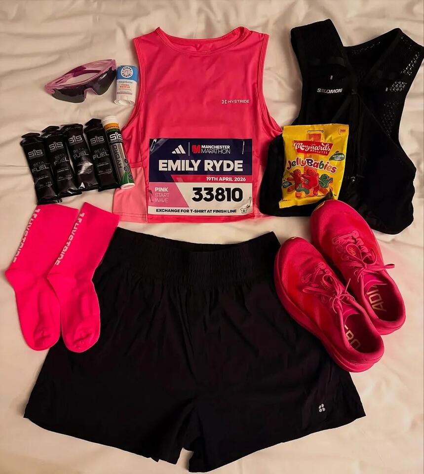 How to Carry Energy Gels While Running: The Best Options for Every Race ...