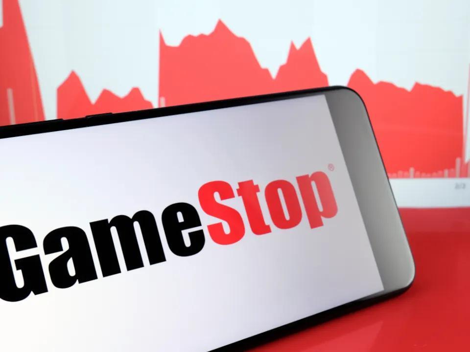 GameStop Down 30% After Disappointing Q1 Report Released Early