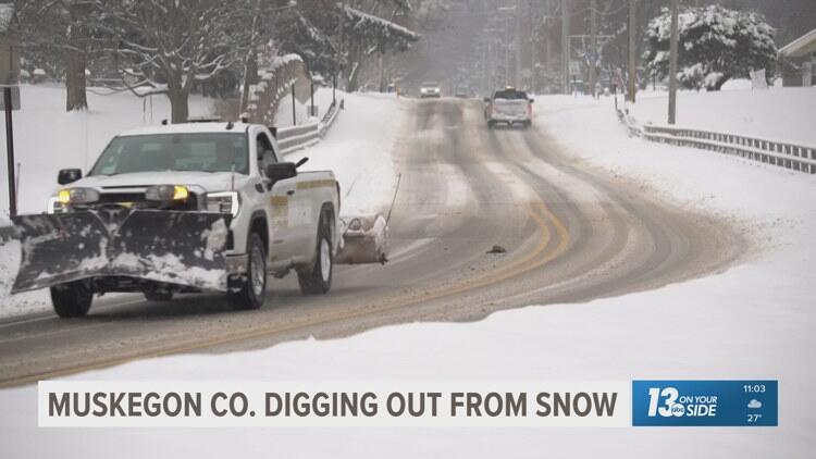 Muskegon tackles record snowfall as crews work around the clock to ...