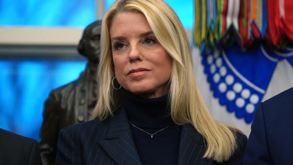 Bondi skips House deposition on Epstein files, faces contempt threat ...