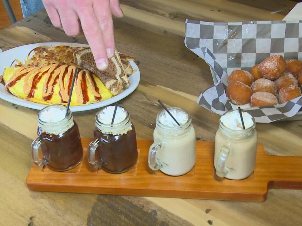 Hanging out at Ellie's Farmhouse on Foodie Friday