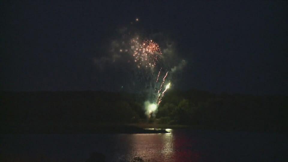 Here's when you can shoot off fireworks in the Quad Cities - NewsBreak