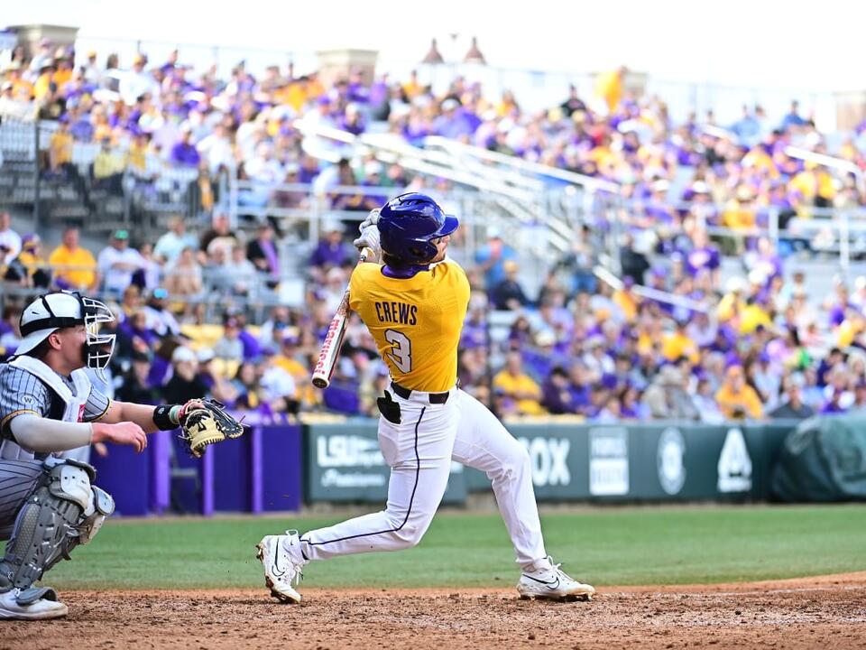 LSU Centerfielder Dylan Crews Named Co-SEC Player of the Week