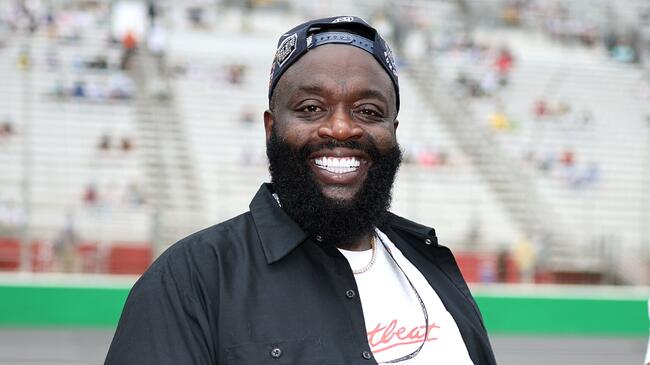 Rick Ross Stuns Fans During Surprise Appearance At AEW Dynamite - NewsBreak