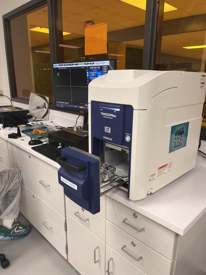 A Once-In-A-Lifetime Scanning Electron Microscope Visits Lakewood High ...