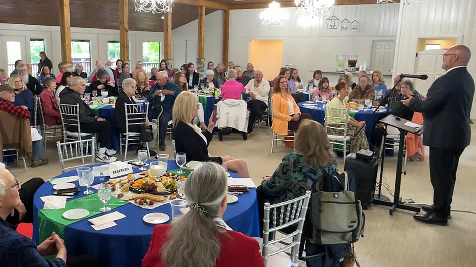 Findley Lake named as Naturally Occurring Retirement Community - NewsBreak