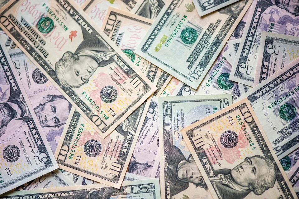 NY Man Sentenced in USPS Money Order Fraud Case - NewsBreak