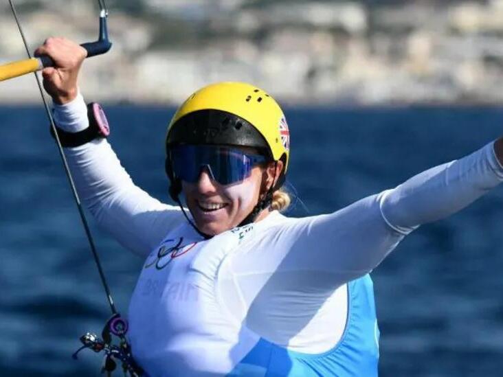 'Overwhelming' - GB's Aldridge wins kite sailing gold