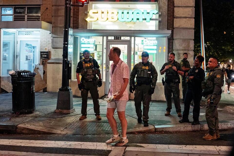 Jury chews over fate of 'sandwich guy,' who became a D.C. hero after ...