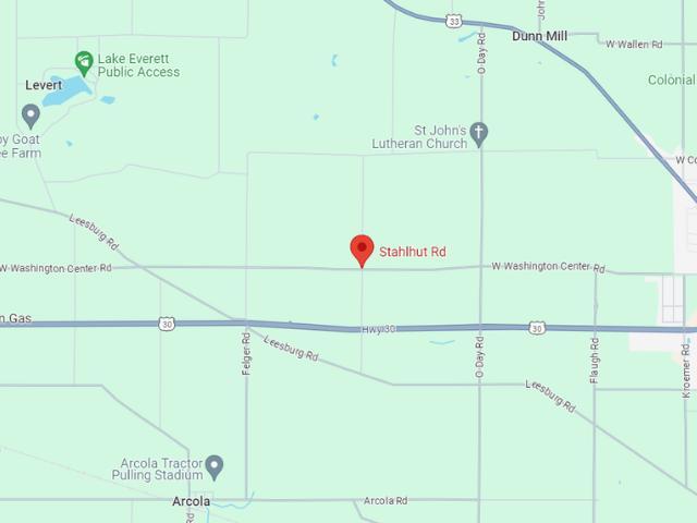 Two-vehicle crash leaves one dead Two-vehicle crash leaves one dead