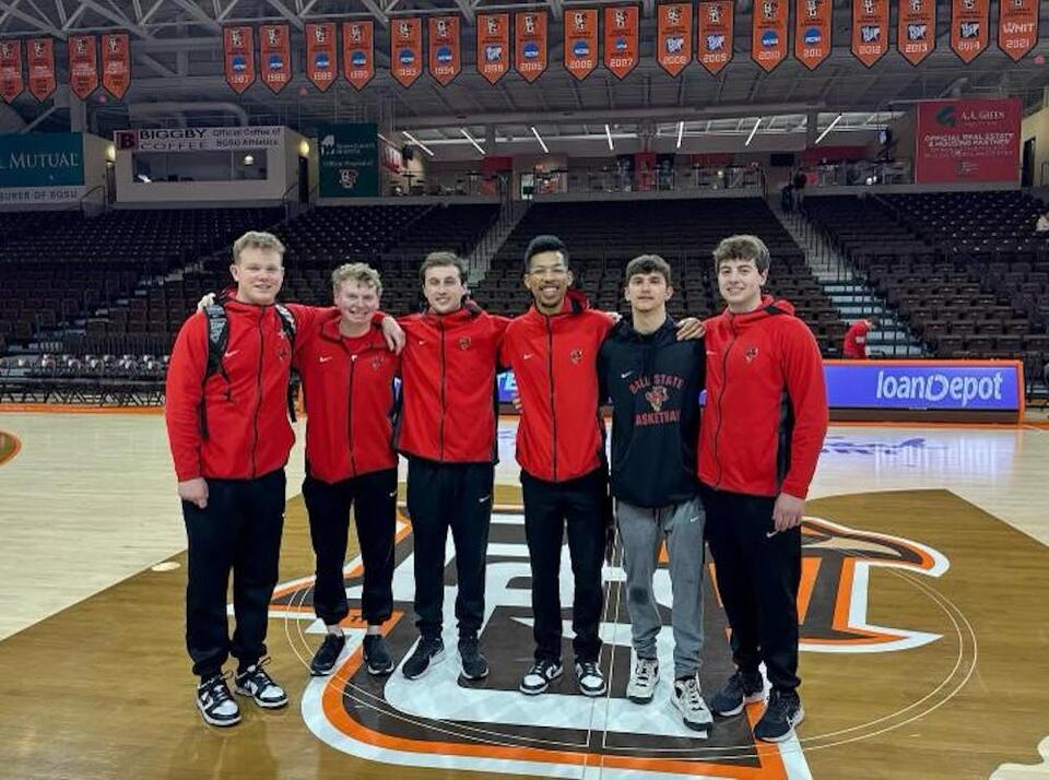 The Team Behind the Team: Ball State men’s basketball managers play ...