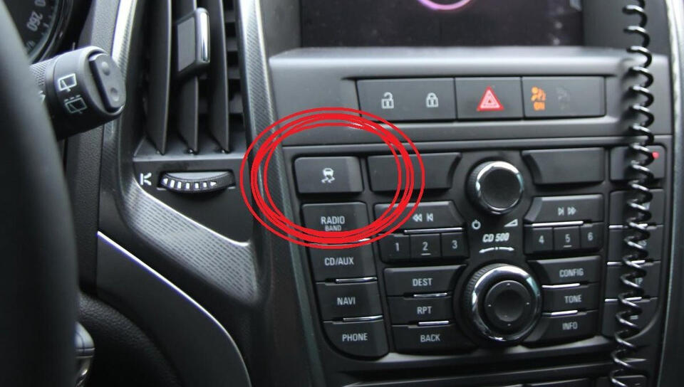 Why you shouldn't press these buttons in your car: some could be ...