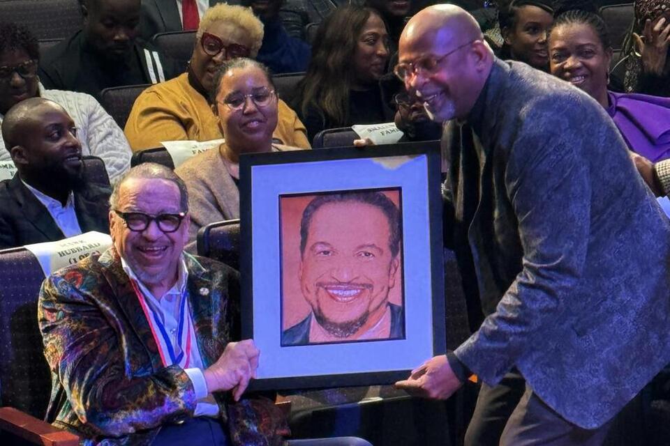 Gospel Singer Richard Smallwood Dies at 77, Leaving a Legacy That ...