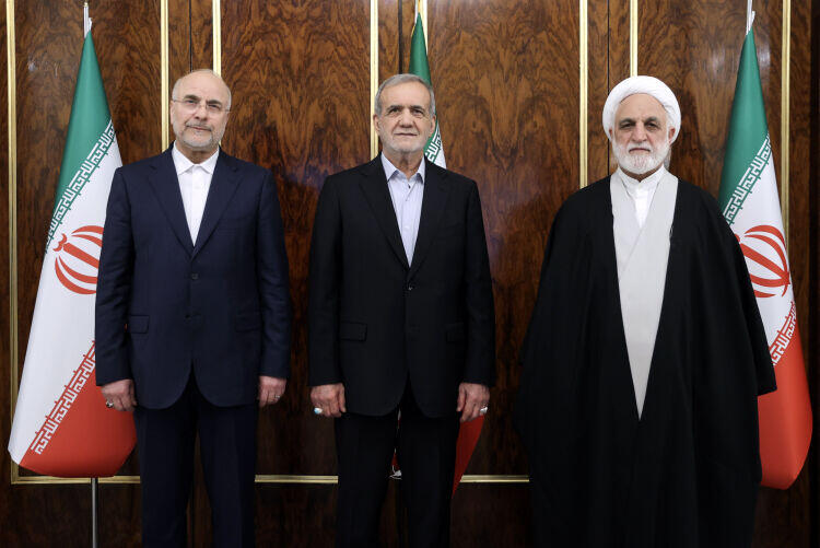 Top Iranian Officials Pledge Economic Reforms and Security Following ...