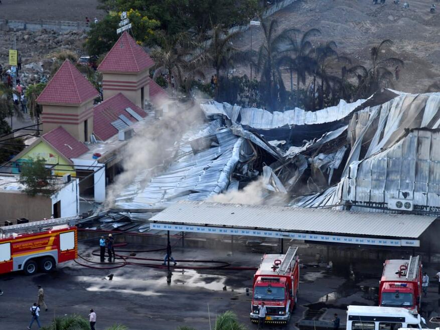 At Least 27 People Killed in Horrific Amusement Park Fire