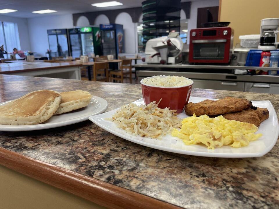 Utopian Restaurant is bringing fresh food to the southeast side