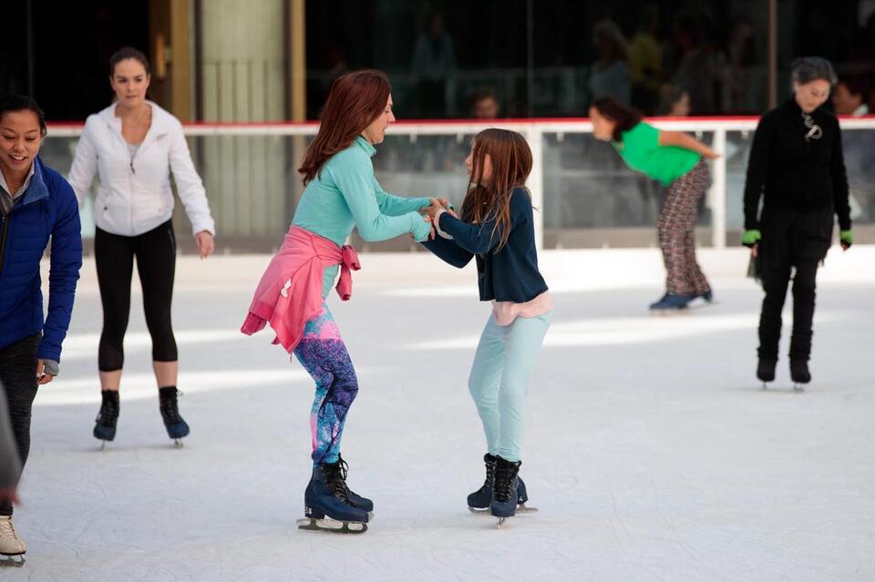 Record Breaking MN Oval Named One Of Best Ice Rinks In US - NewsBreak