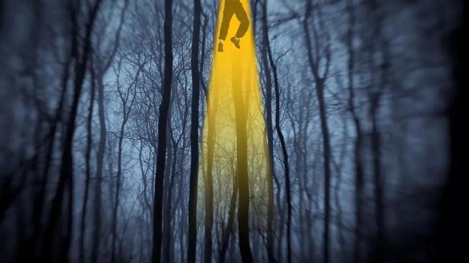 Upstate New York Resident Makes Bizarre Alien Abduction Claim - NewsBreak