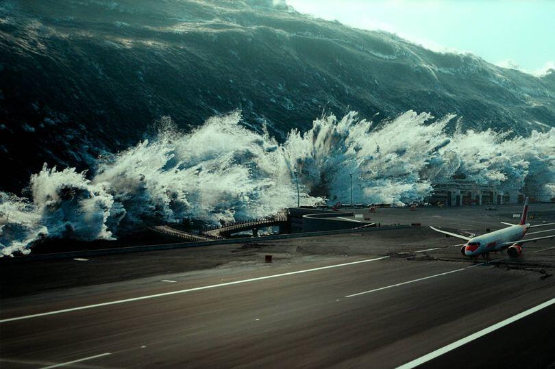 Netflix's new disaster series that's 'so binge-worthy' leaves viewers ...