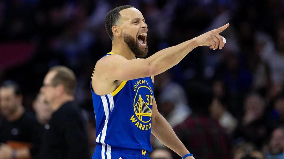 WATCH: Stephen Curry dunks for first time in six years, but Warriors ...