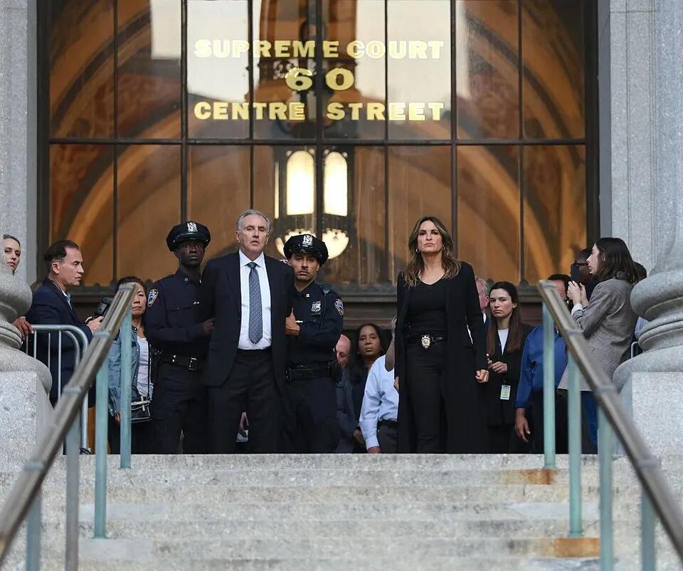 SVU's First Female Showrunner on What'll Be Different This Time - NewsBreak