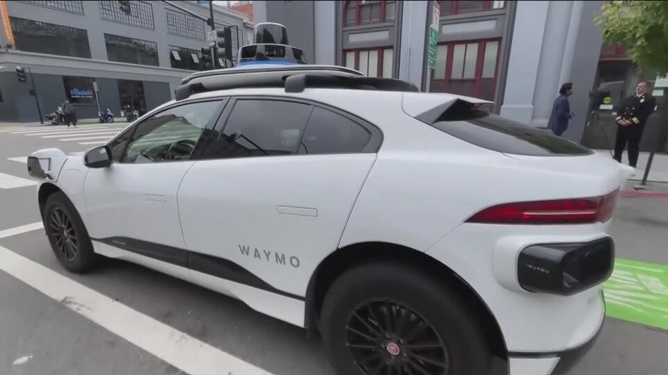 Autonomous Waymo cars test-driving in San Diego - NewsBreak