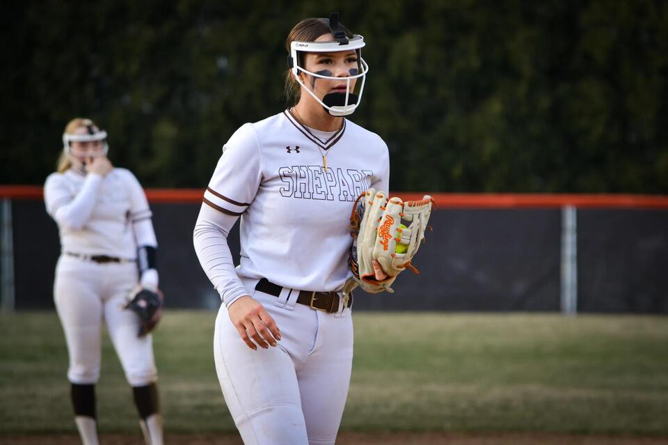 Kailey Selvage’s bat, arm power Shepard to win - NewsBreak
