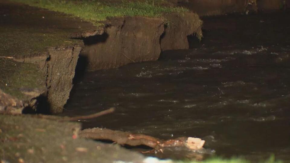 Cedar River Flood Threat Prompts Evacuation Orders In Maple Valley Neighborhood Newsbreak