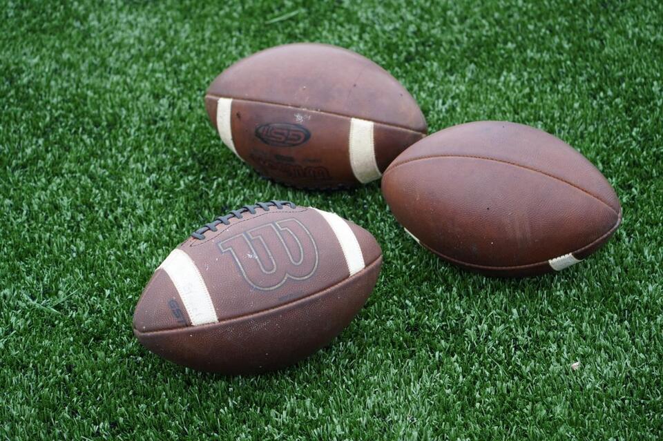 Ernie Clark predicts local/high school football week 3 winners - NewsBreak