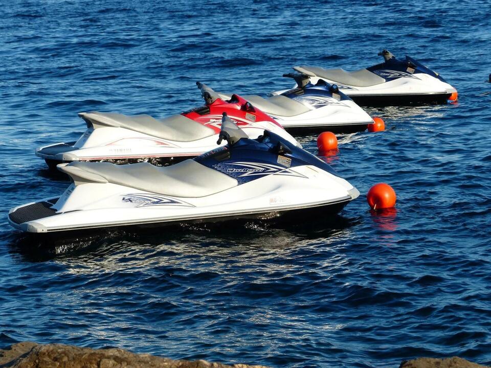 60-year-old woman airlifted after jet ski crashes into boat in Bonita ...