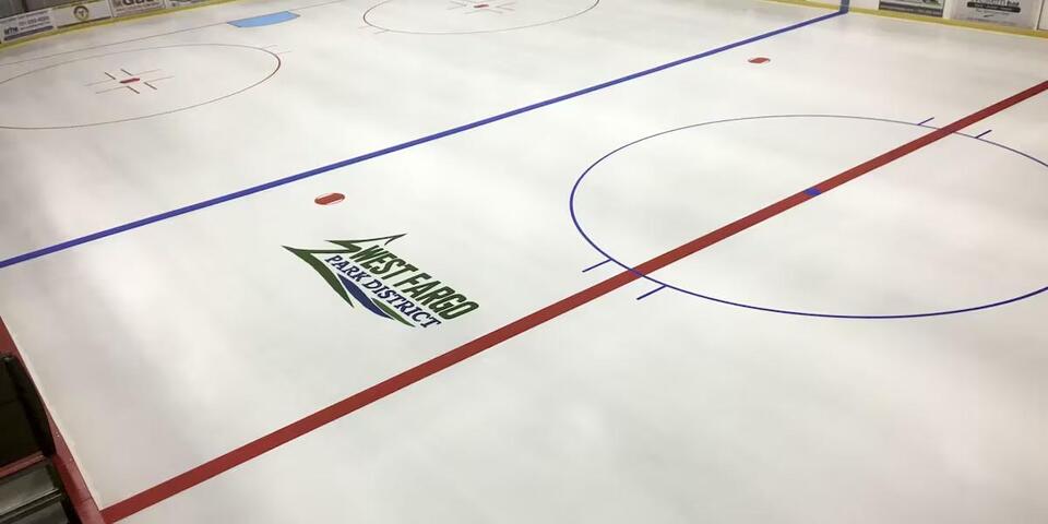 Scheels announces gift to West Fargo Hockey Association for new ice ...