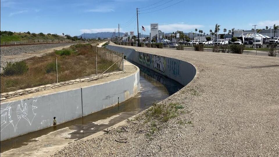 Deadline Approaching for Moon Ditch Mural Proposals - NewsBreak