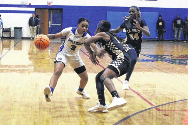 Shipman leads St. Pauls past E.E Smith - NewsBreak