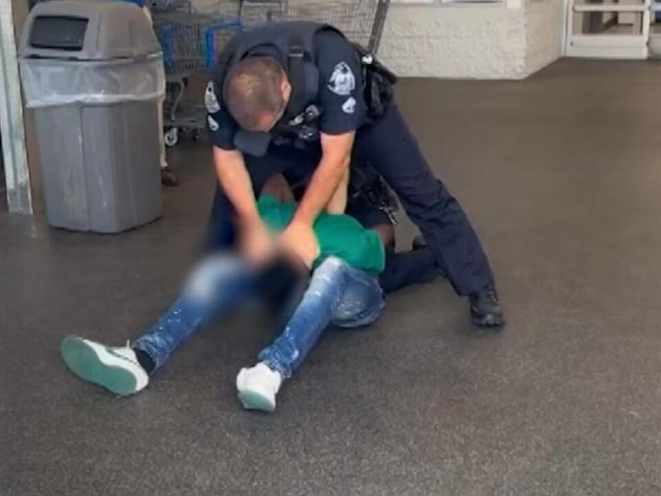 ‘We want accountability’: Family views Summerville bodycam footage of ...