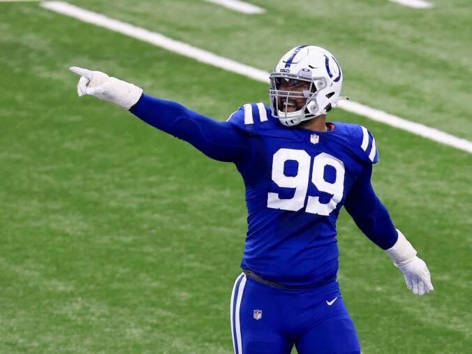 Colts sign star DT DeForest Buckner to two-year contract extenison