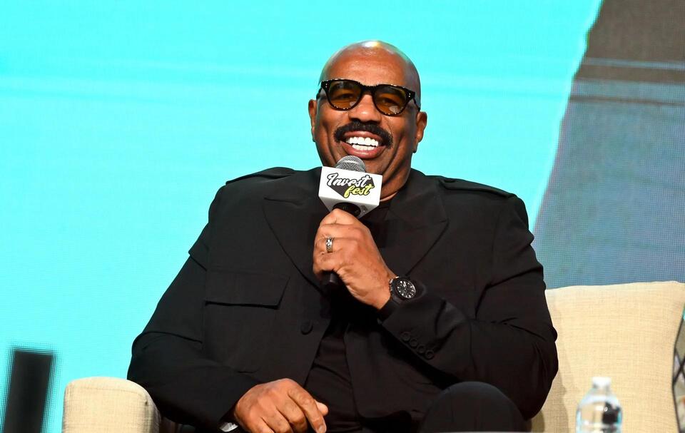 12 Steve Harvey memes that will have you laughing out loud - NewsBreak