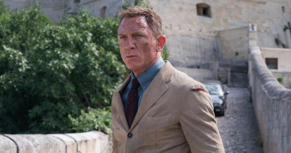 5 Smashing Daniel Craig Movies & More Are Leaving Netflix Soon - NewsBreak