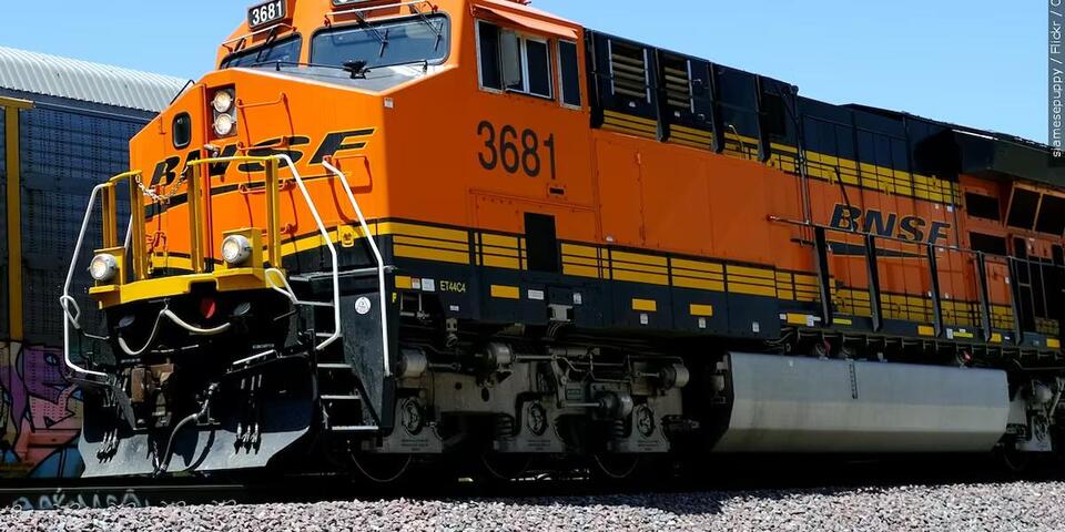 BNSF Railway lays off dozens of workers - NewsBreak
