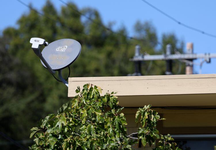 EchoStar Stock Soars 80% as It Sells Spectrum to AT&T for $23B Amid FCC ...