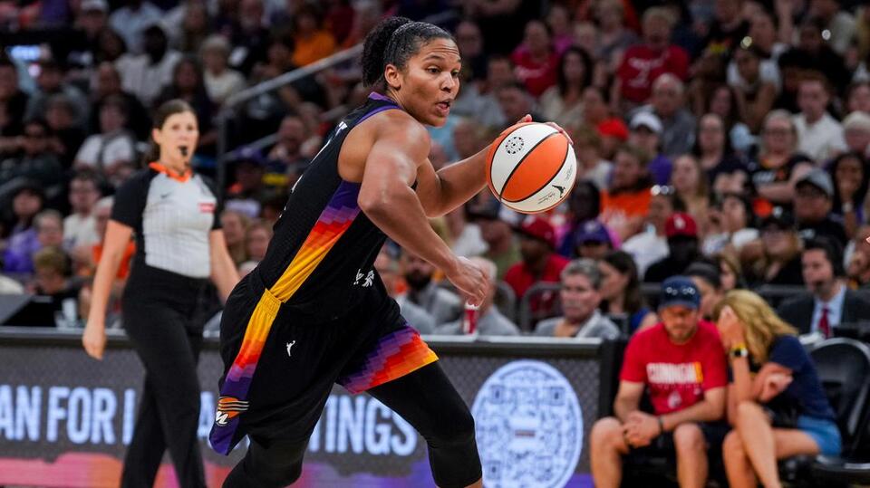 Alyssa Thomas regains single-season assist record a year after losing ...