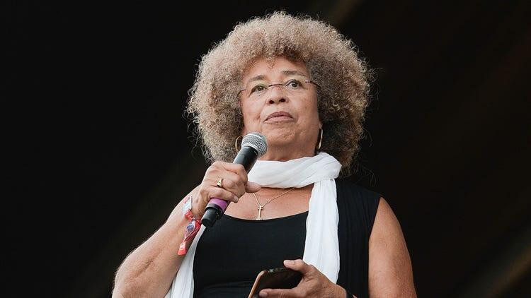 13 facts to know about activist and philosopher Angela Davis - NewsBreak