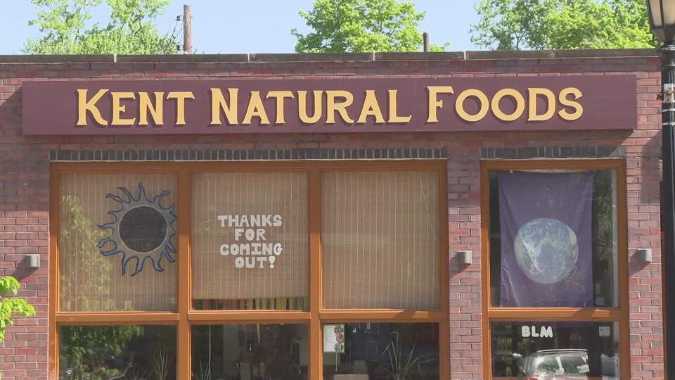 Viral TikTok video brings surge of attention to Kent Natural Foods Co ...