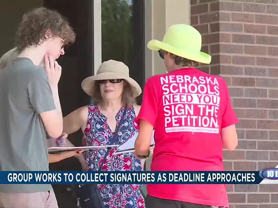 Group works to collect signatures as deadline approaches
