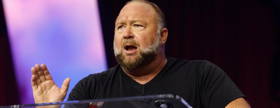 Alex Jones Bankruptcy Doesn’t Shield Infowars Assets, Judge Says ...