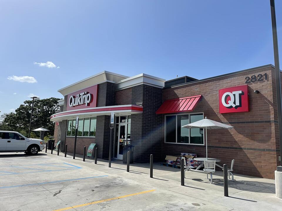 New QuikTrip Coming to This Growing Intersection in Weatherford - NewsBreak