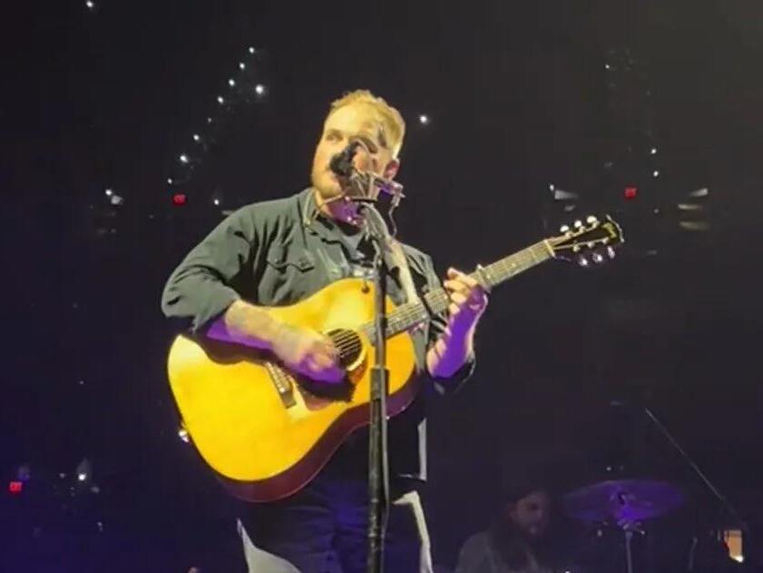 Zach Bryan Performs “The Way Back” For The First Time Live In Houston