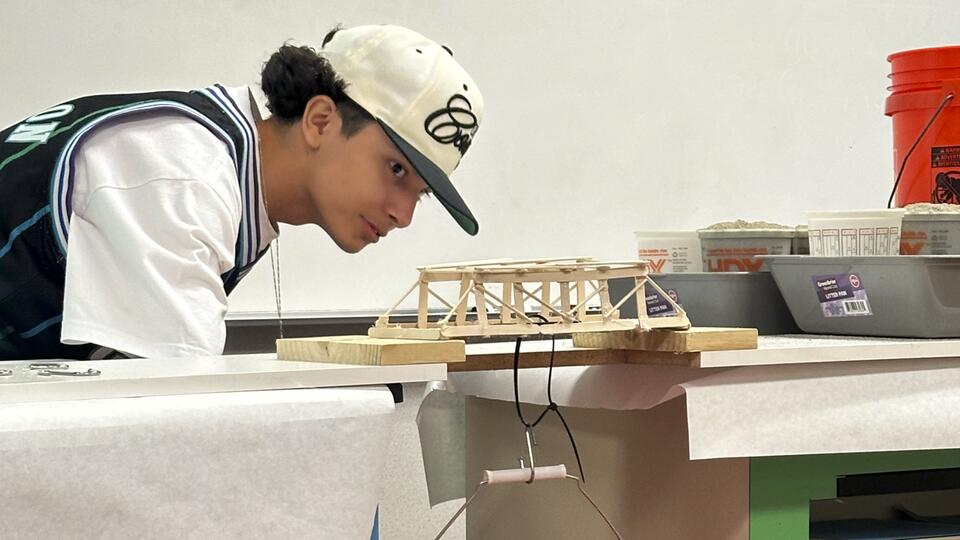 Esperanza Students Strengthen Their Understanding of Physics Through Bridge Engineering - NewsBreak