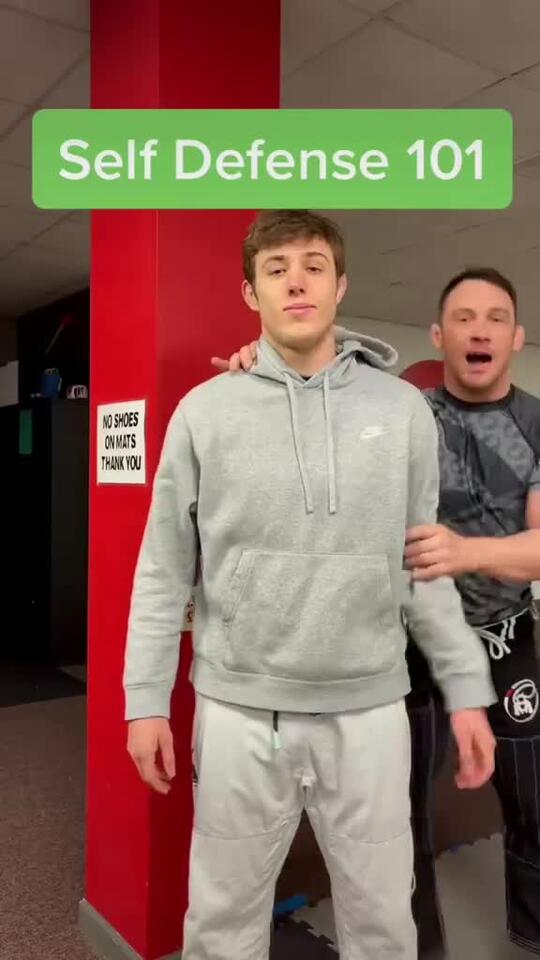 Self defense 101 #martialarts #selfdefense - NewsBreak