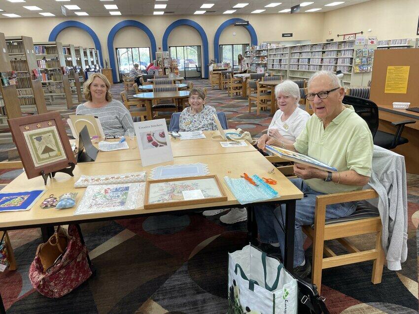 Stitchers meet in Sun City West - NewsBreak